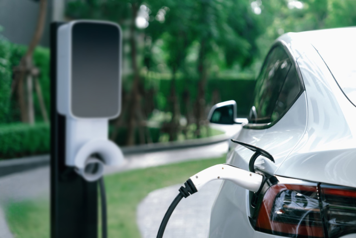 What you need to know about Home Solar EV Charging?